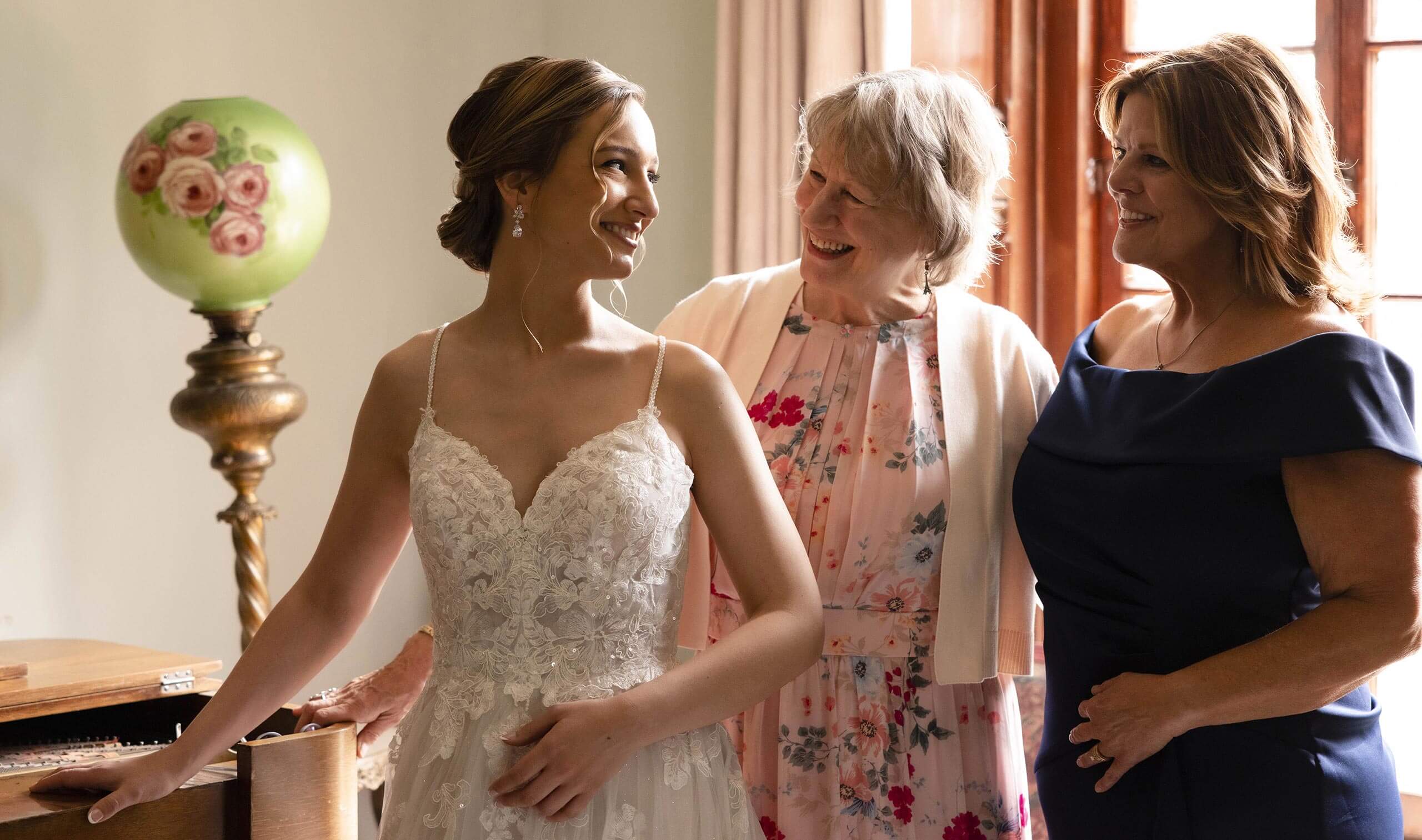 Faszinierend Kostum Hochzeit Brautmutter Ebenbild