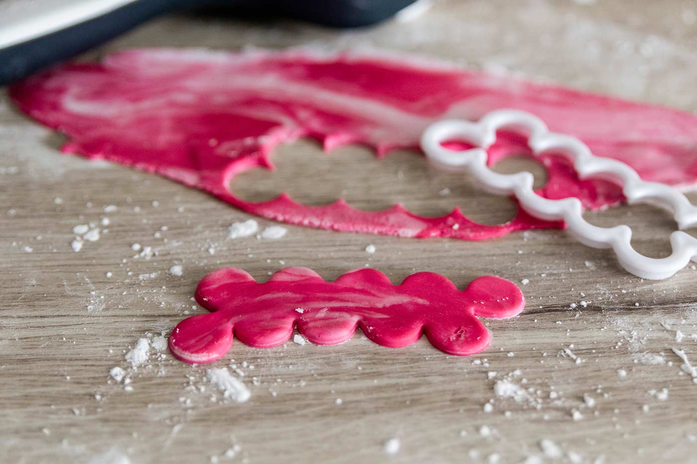 DIY: Fondant Rosen & Buchstaben | Schritt-für-Schritt Anleitung