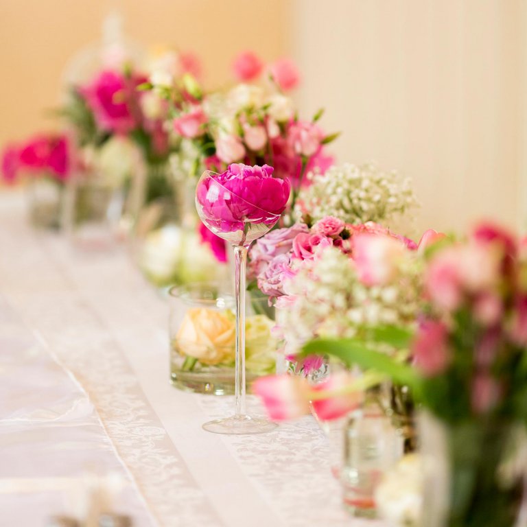 Deko mit Rosen: Die schönsten Inspirationen inkl. DIY-Anleitungen