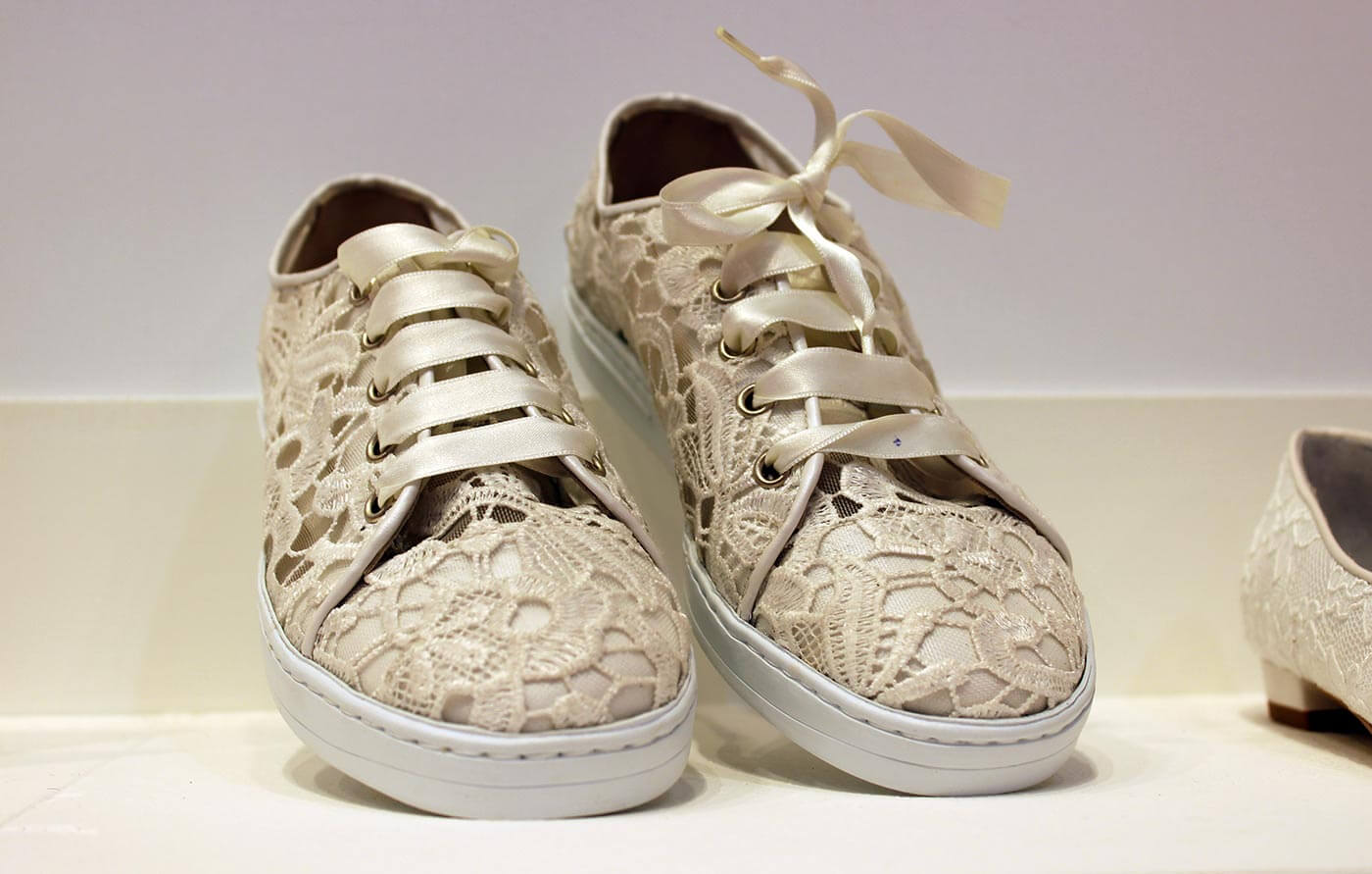 Ausgefallene Brautschuhe: Farbig, mit Glitzer oder personalisiert