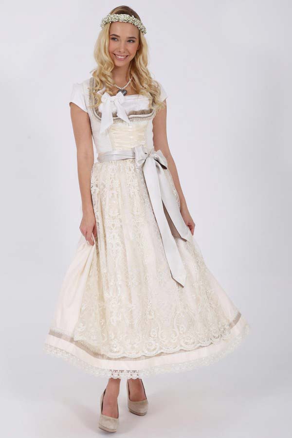 Trachtenhochzeit | Tipps, Ideen & die schönsten Hochzeitsdirndl