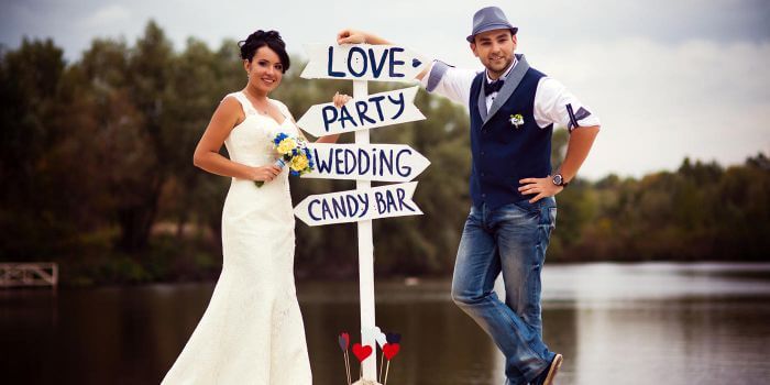 Hochzeitsschilder | Damit alle Hochzeitsgäste den richtigen Weg finden